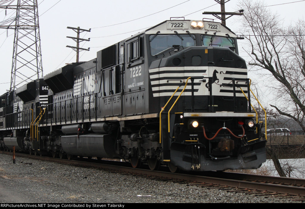 NS 7222